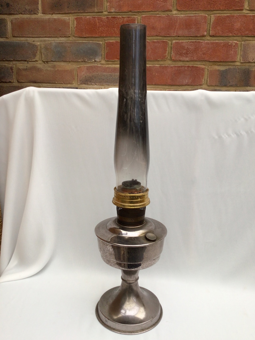 Vintage ALADDIN Oil Lamp, Made in England - Etsy