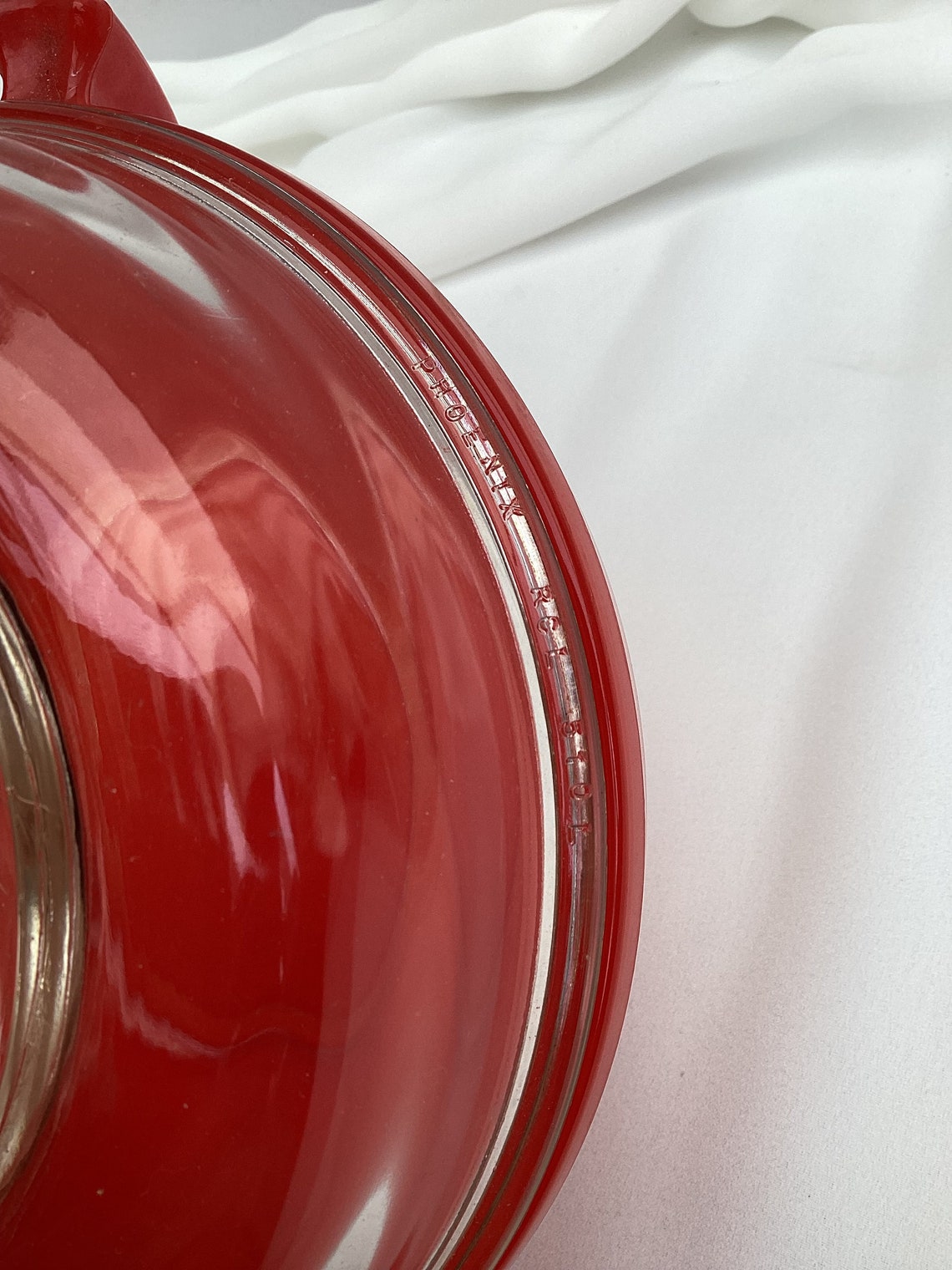 Red Sprayware Phoenix Pyrex Lidded Dish, Oven to Table. 1950’s Atomic ...