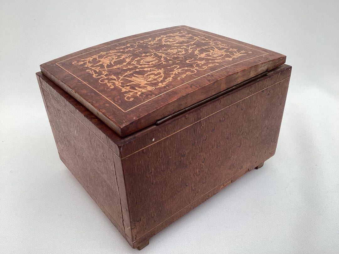 Early 20th Century Antique Vintage Inlaid Hardwood Music Cigarette Box ...