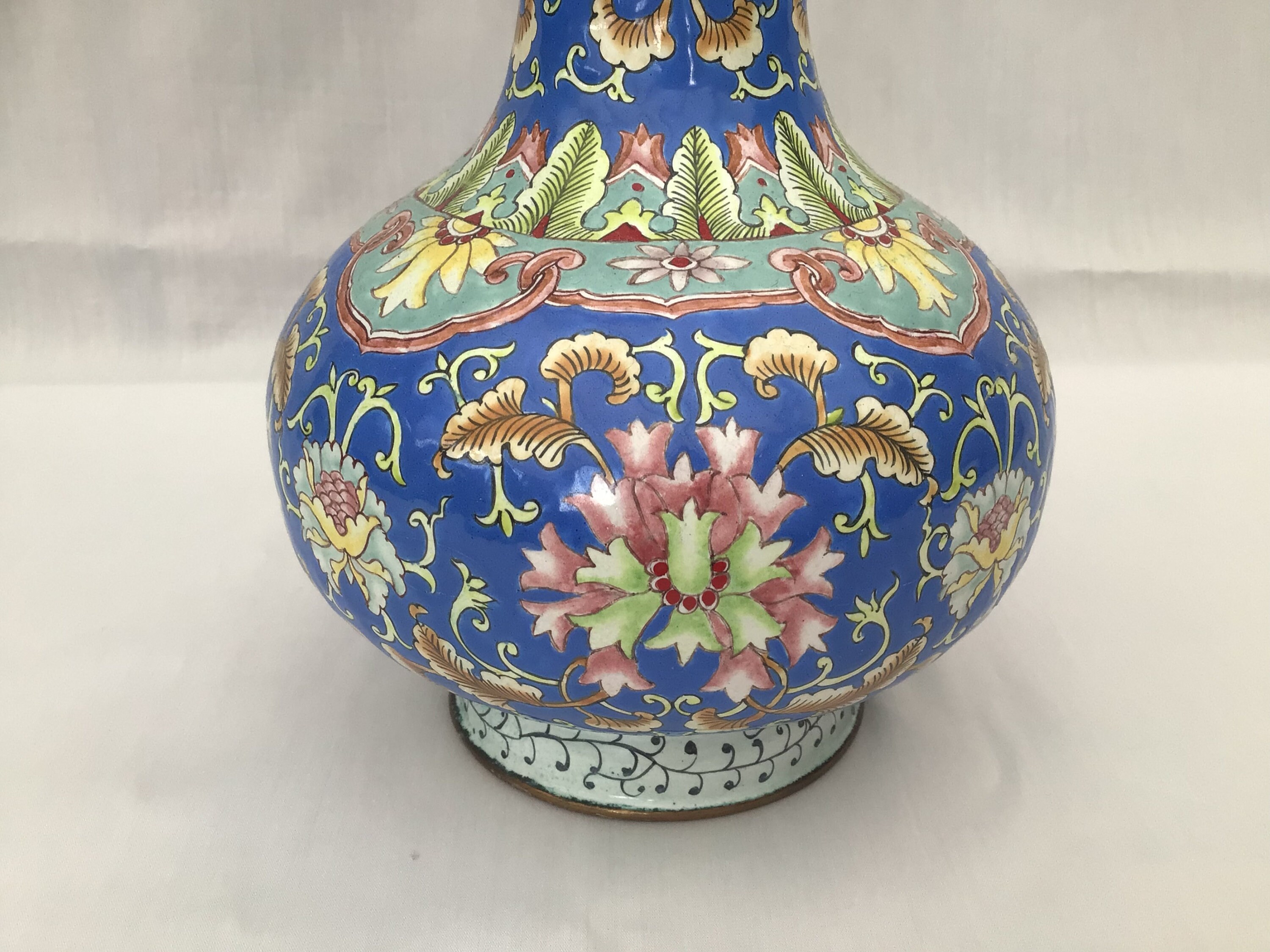 Canton Enamel Vase, Midcentury Chinese Bottle Vase. H. 22cm - Etsy