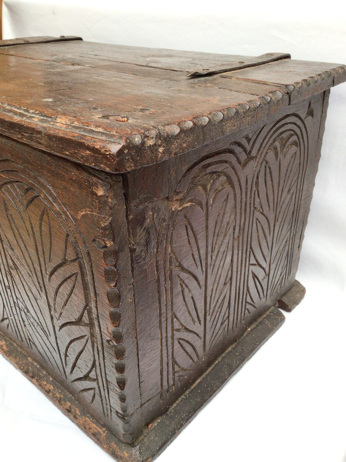 Antique Carved Oak Trunk: 17th/18th Century English Storage Box (W ...