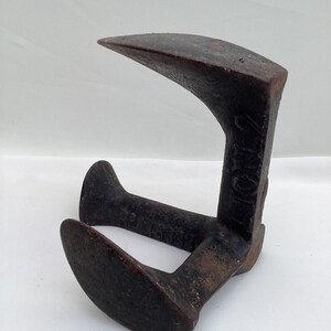 Antique Victorian Cast Iron Three-footed Cobblers Shoemaker Anvil Tool ...