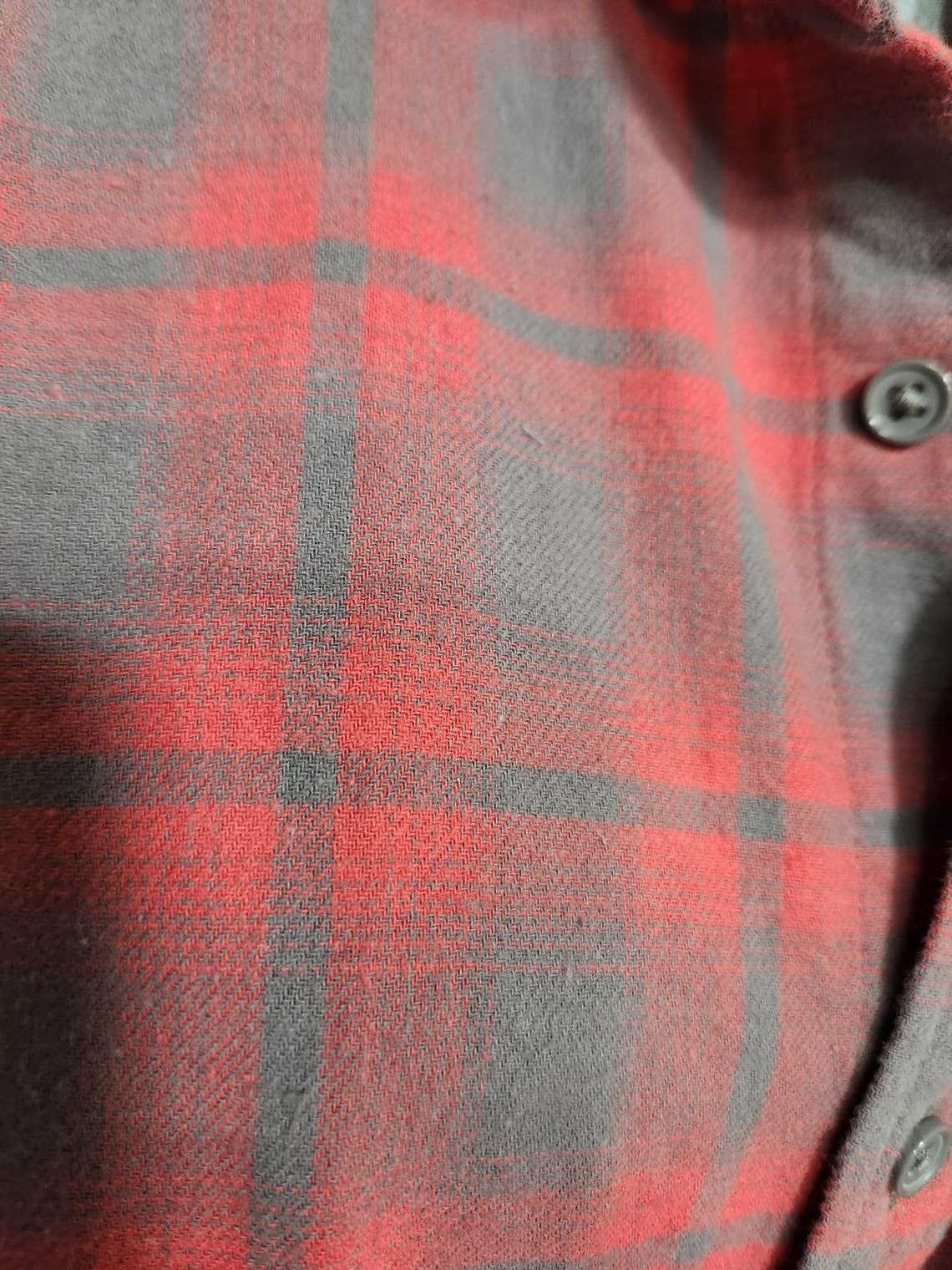 Life Can Be Amazing When You're the Right Kind of Weird Flannel Shirt ...