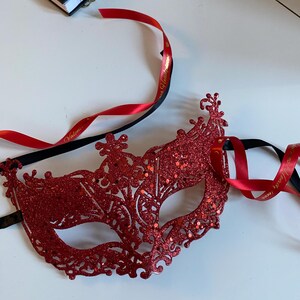 VALENTINES Red SPARKLE Venetian Eye MASK Glitter Veil Mask Masquerade ...
