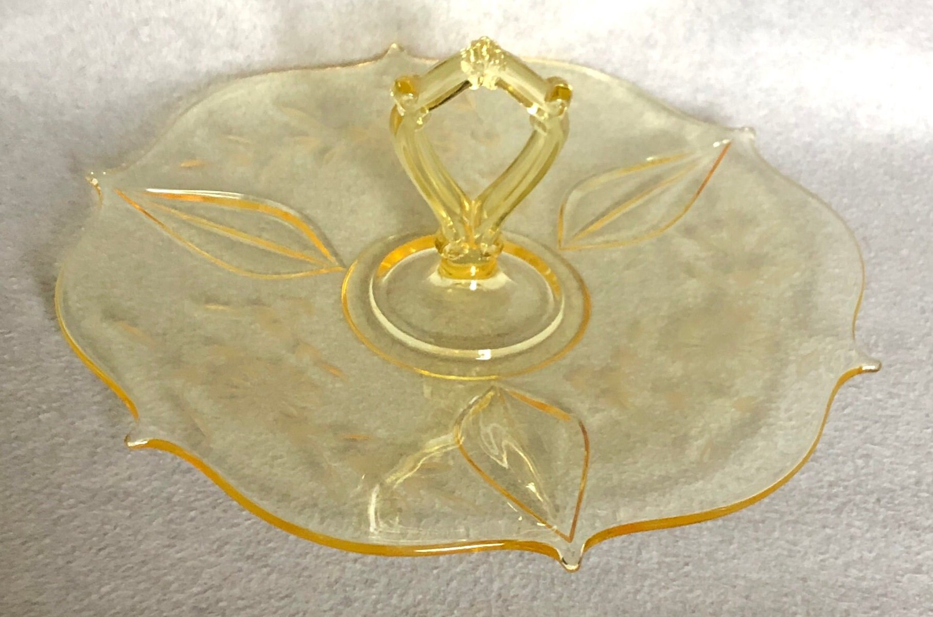 Lancaster Glass Company Petal 13 Center Handle Serving - Etsy