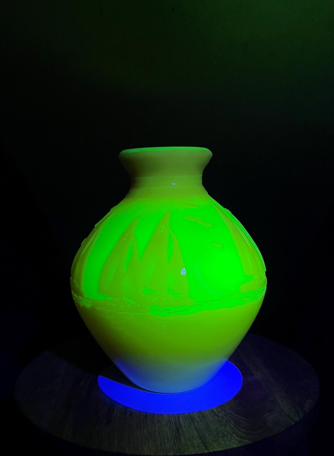 HTF Fenton Burmese Uranium Glass sunset Sails Kelsey Murphy Bomkamp Vase - Etsy