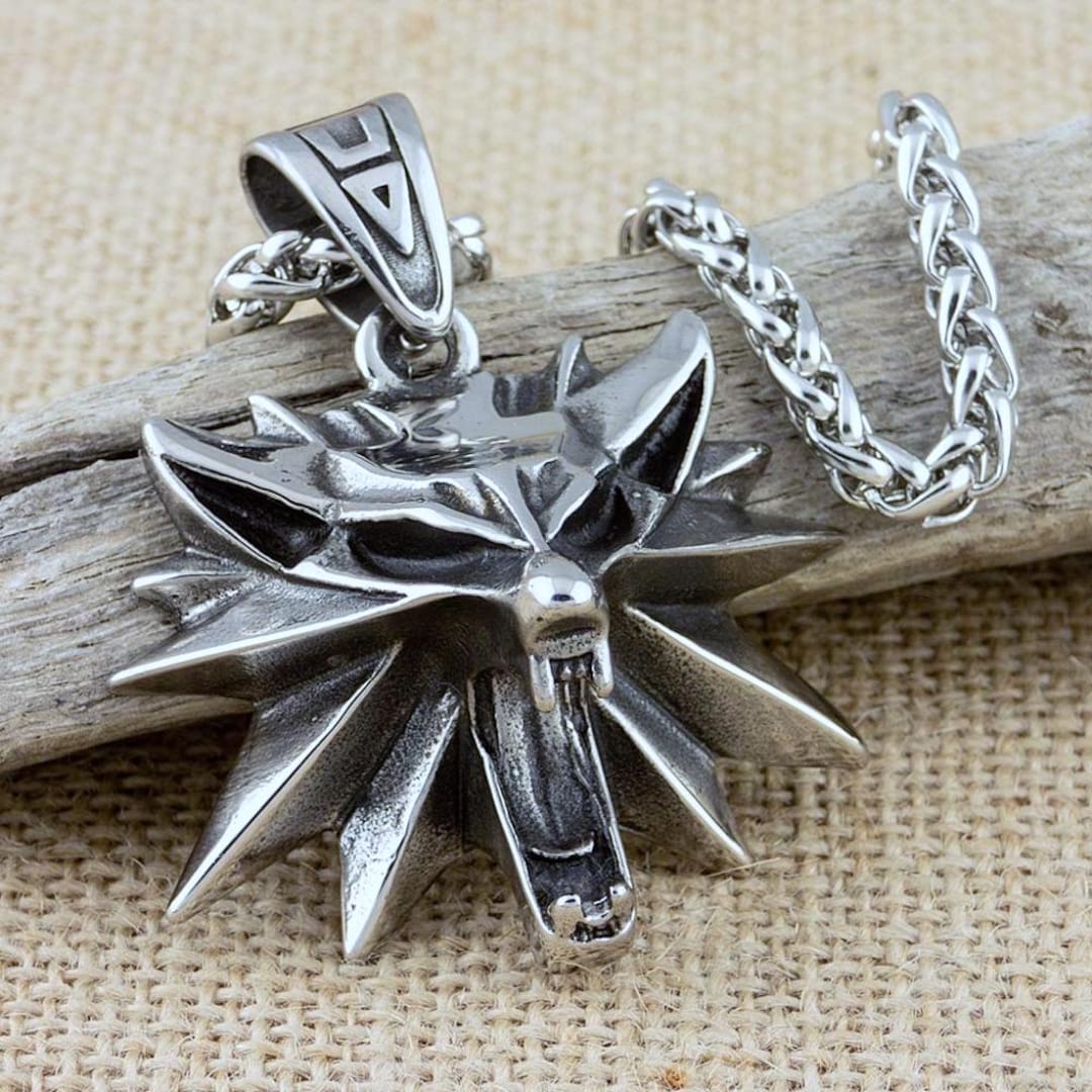 The Witcher Wolf Necklace ~ Geralt of Rivia Wolf Amulet ~ Cosplay ...