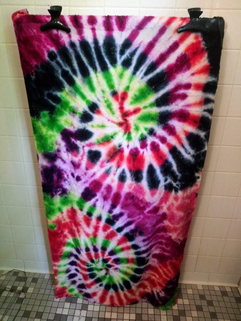 Tie-dye Beach Towels for Kids Personalized Towels With a - Etsy