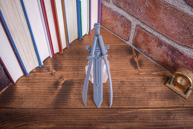 3D Printed Sword Bookmark: Fantasy Katana, Spartan, Medieval Gift - Etsy