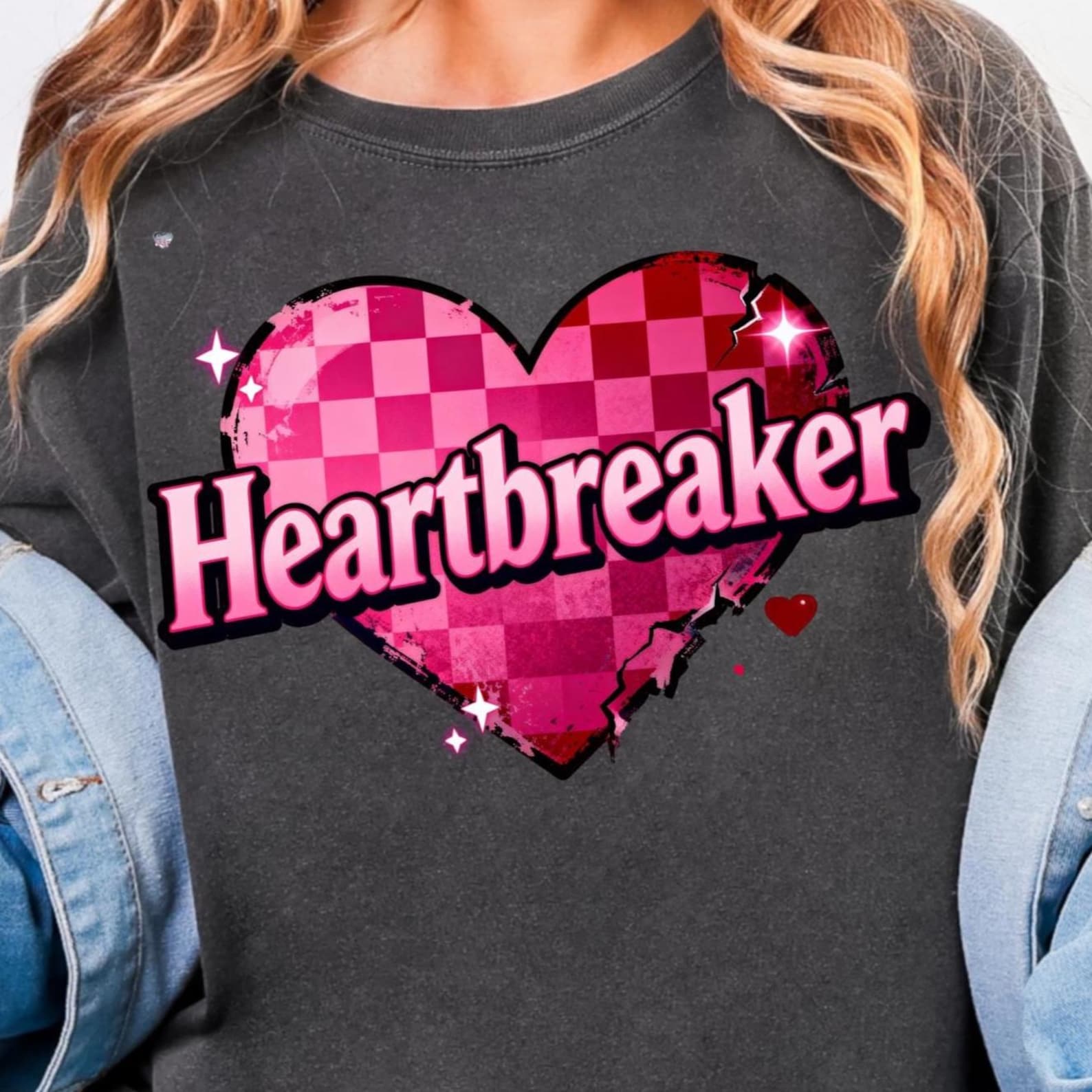 Heartbreaker PNG, Pink Grunge Valentine Text Design, Checkered Heart ...