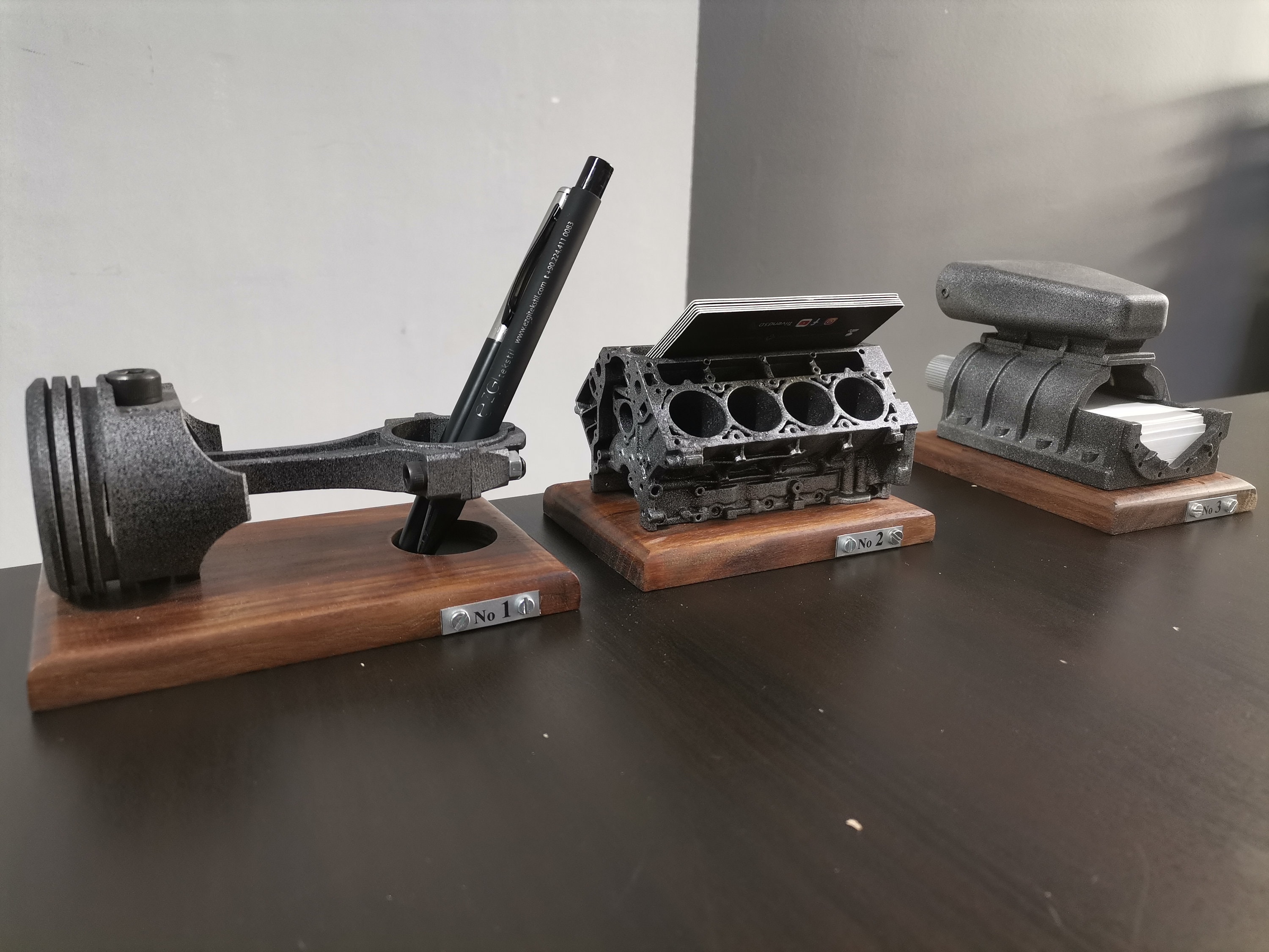 Engineer Gift Men's Gift Engineering Mechanical Desktop Object Cars ...