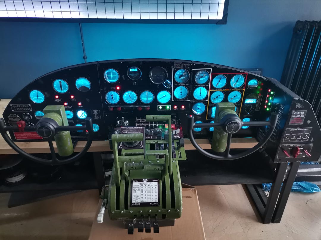 1/1 Scale Boeing B-17 Flying Fortress Instruments Panel and Throttle ...