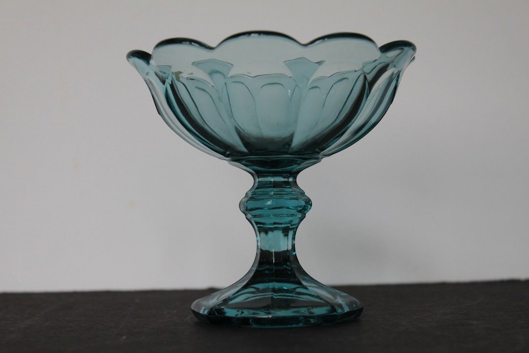 Blue Glass Candy Dish for Vintage Table Decor. Bougie, Flower Petal ...