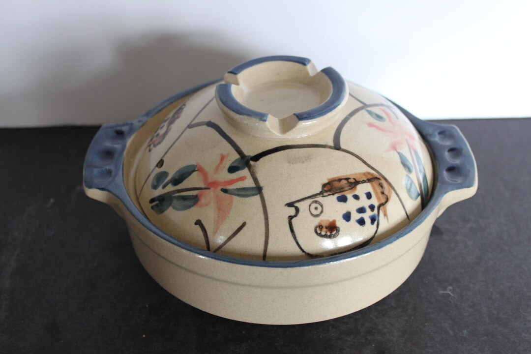 Vintage Ceramic Ramen Bowl. Donabe, Made in Japan, Fish Motif, Fitted ...