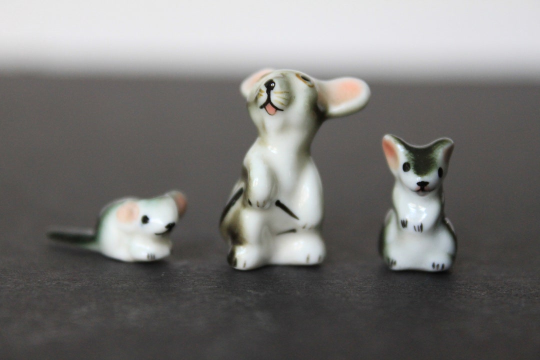 Miniature Mouse Collection for Vintage Diorama Crafting. Mini Mother ...
