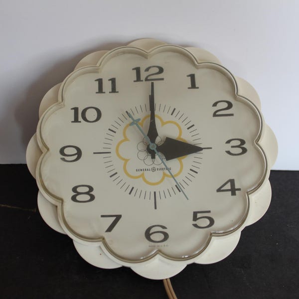 Retro Kitchen Clock - Etsy