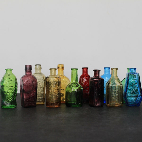 Wheaton Miniature Glass Bottle - Etsy