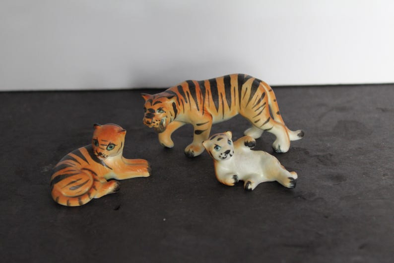 Vintage Miniature Ceramic Tiger Family. Set of 3, Mom and 2 Babies ...