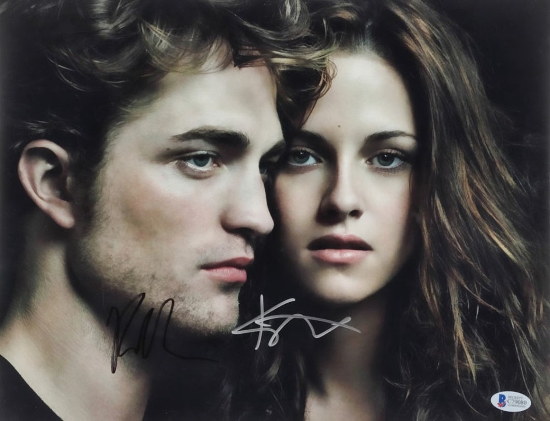 Robert Pattinson & Kristen Stewart Twilight Bella Swann and Edward ...