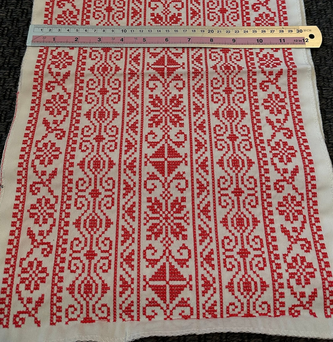 Authentic Jordanian/palestinian Tatreez Embroidery Fabric, Red/white ...