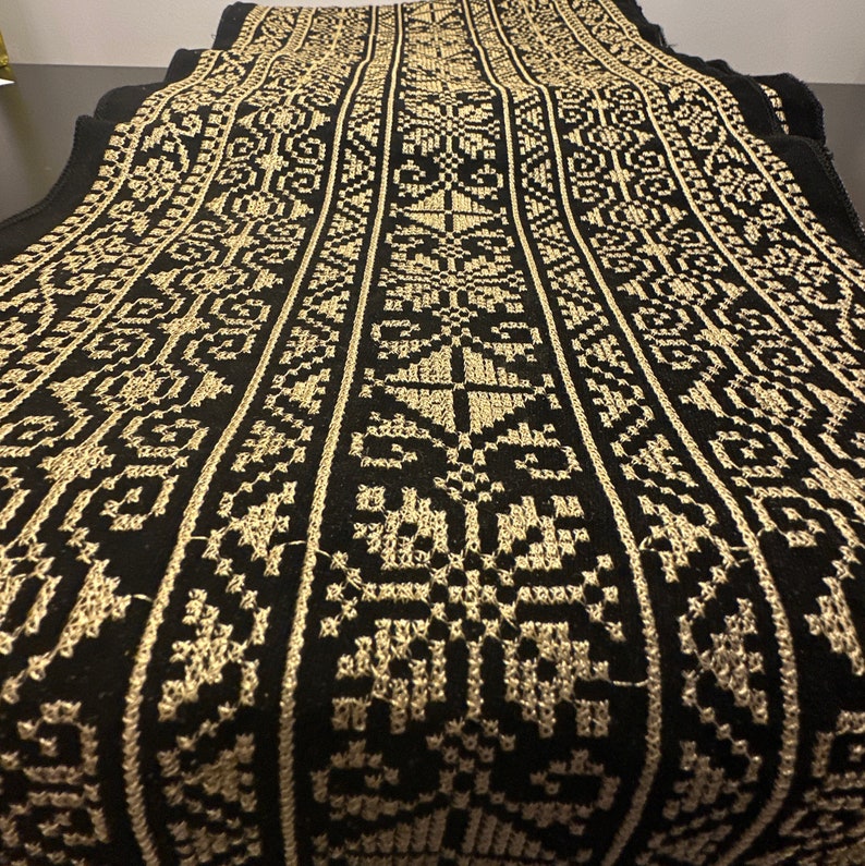 Authentic Jordanian/palestinian Tatreez Embroidery Fabric, Gold/black ...