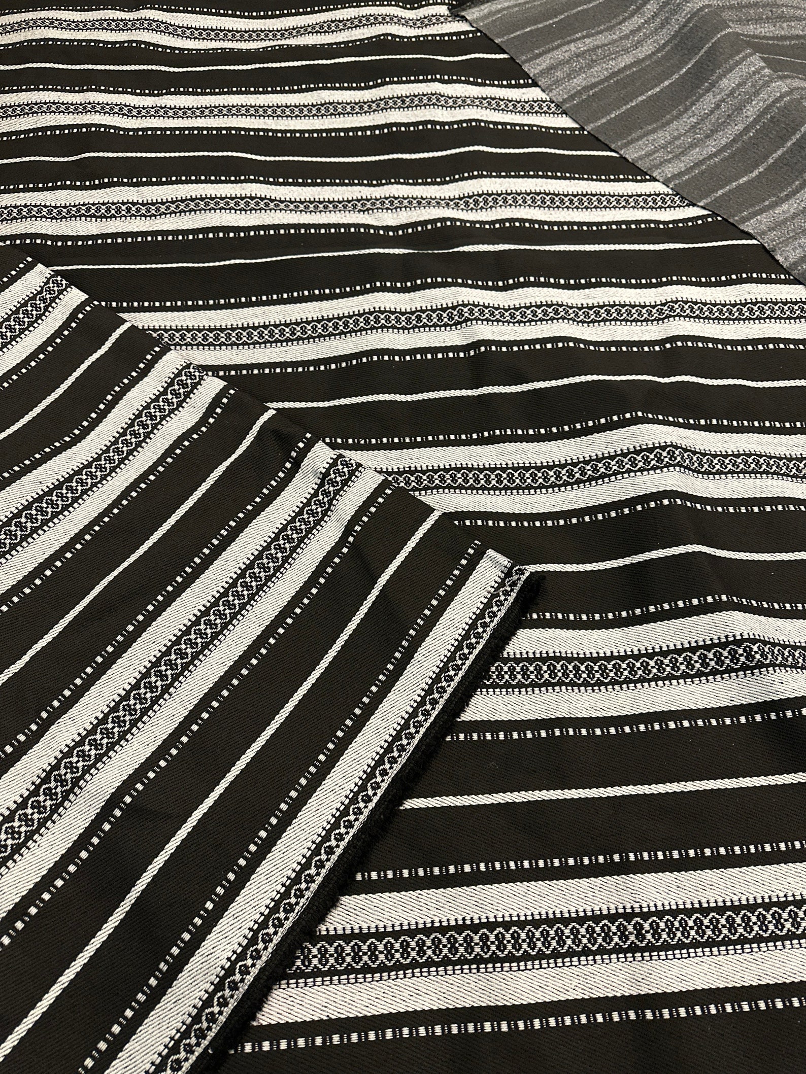 Authentic Jordanian Made Bedouin Sadu Fabric for Cushions - Etsy