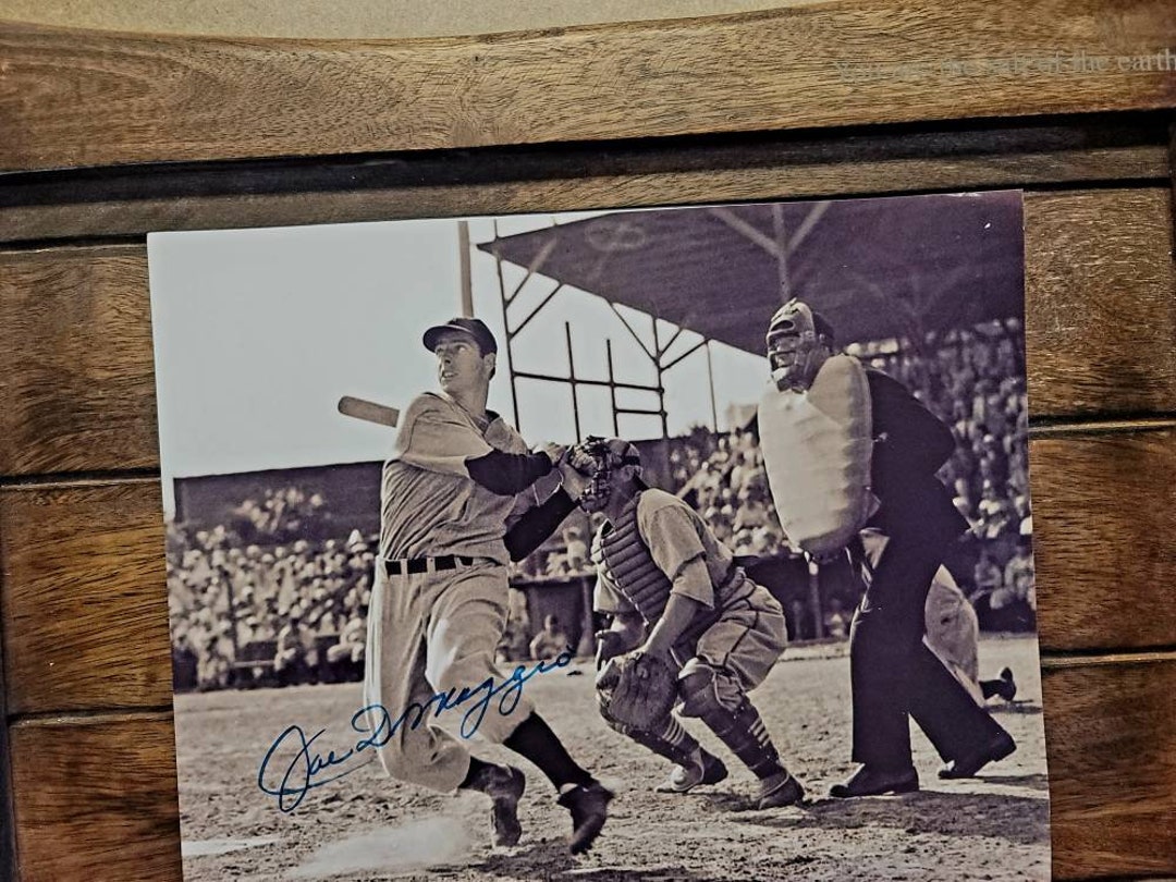 Joe Dimaggio Signed Baseball Photo 8x10 Ken Goldin Certificate of Authenticity - Etsy