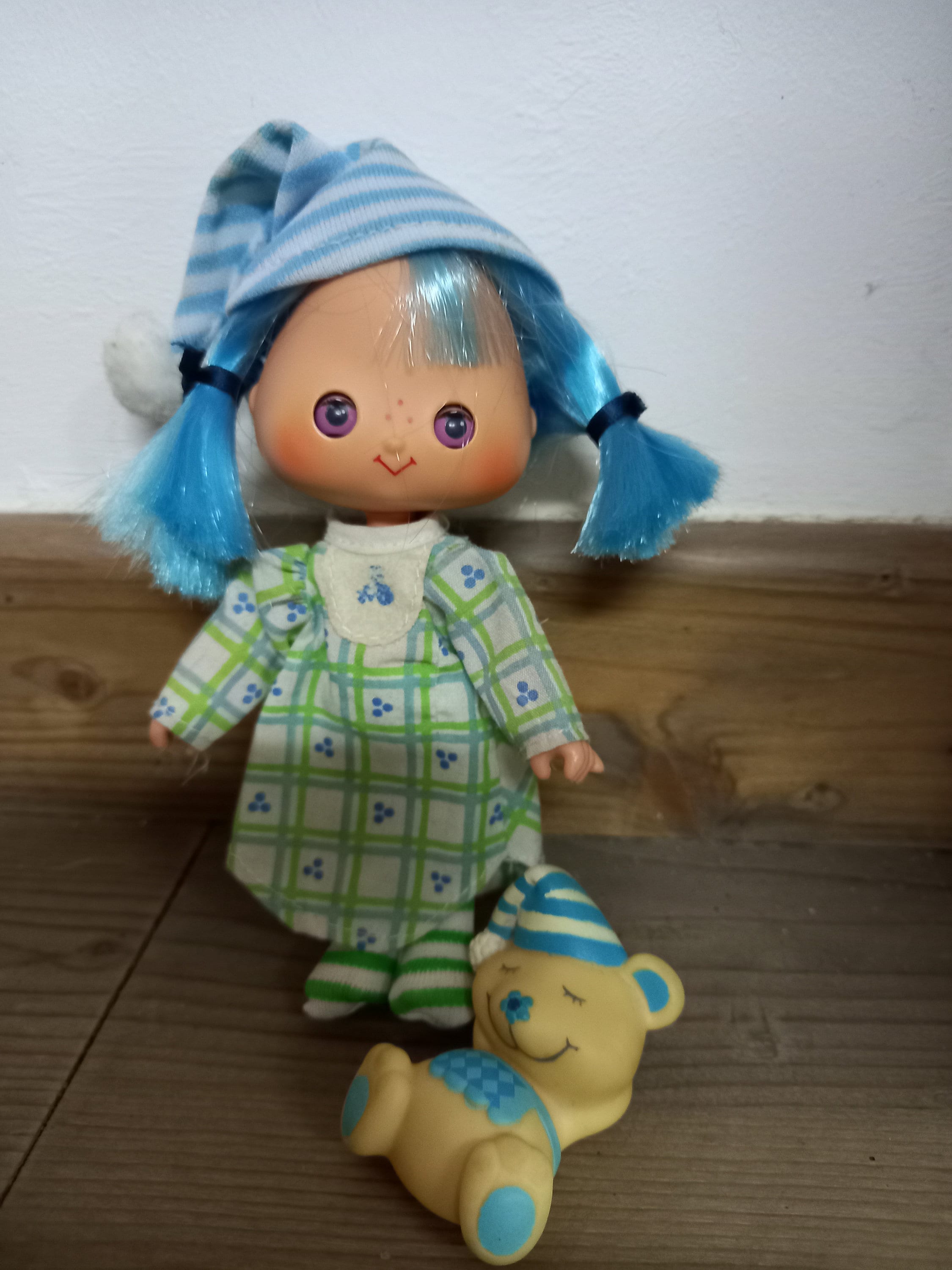 Strawberry Shortcake Sweet Sleeper - Charlottes With Strawberry ...