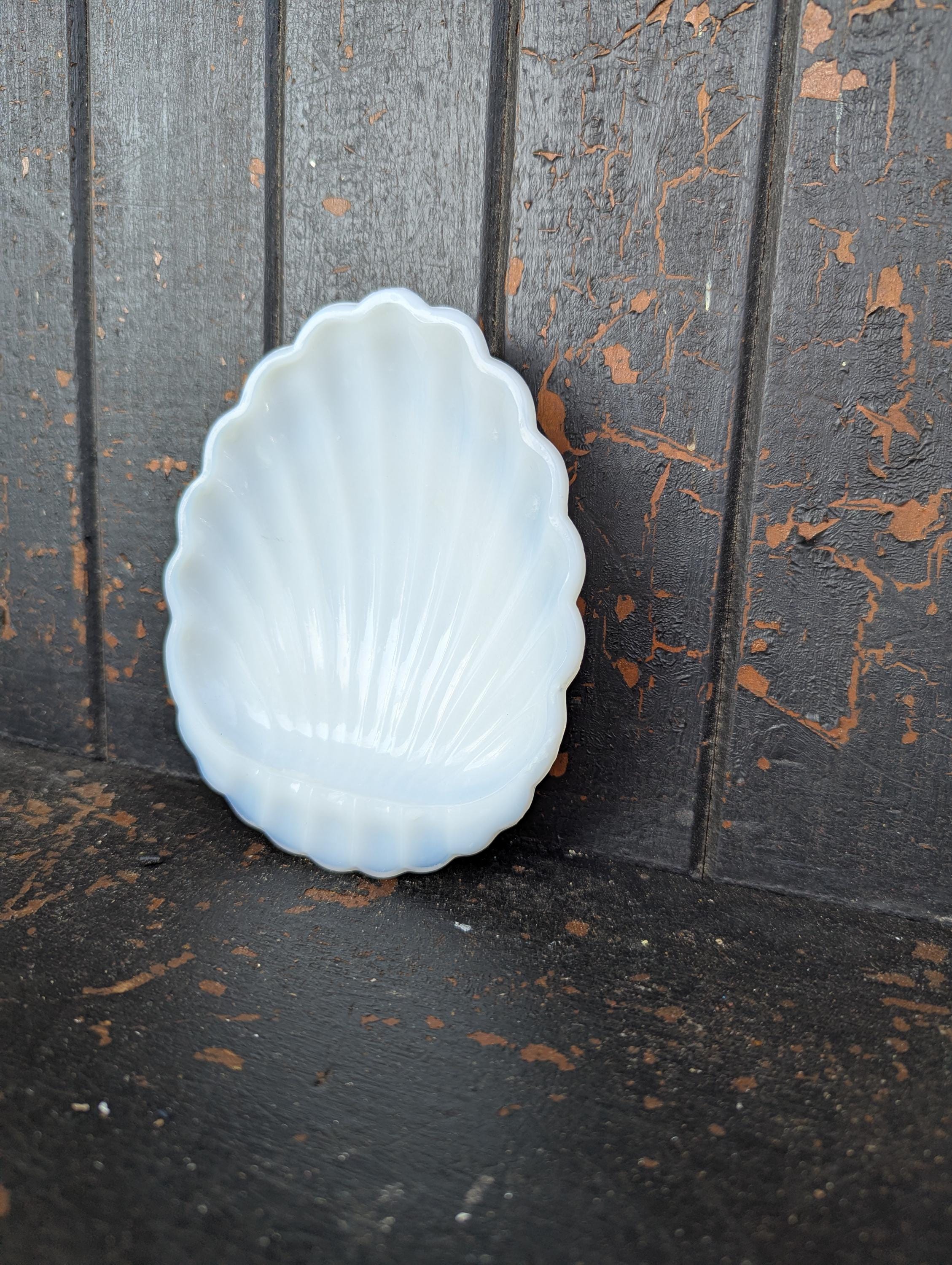 Vintage Hazel Atlas White Milk Glass Shell Ashtray Soap Dish Catch All ...