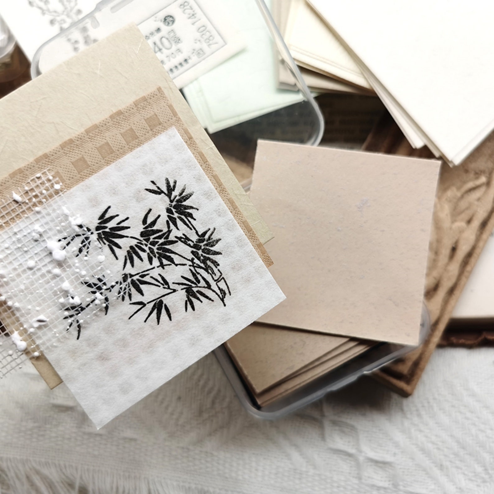 100 PCS Mini Square Paper Scraps, Mixed Texture Specialty Paper Scraps ...