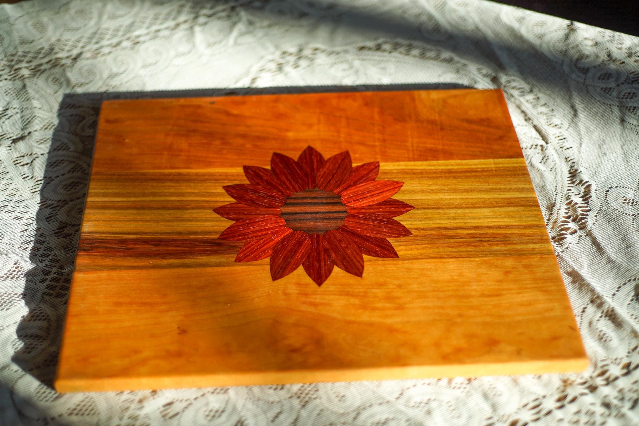 Sunflower Charcuterie Board Farmhouse Style Serving Board for Kitchen ...