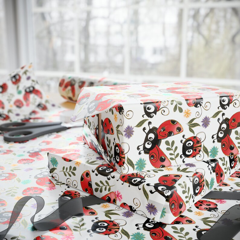 Ladybugs Wrapping Paper, Ladybug Birthday Gifts, Ladybugs Gift Wrapping ...