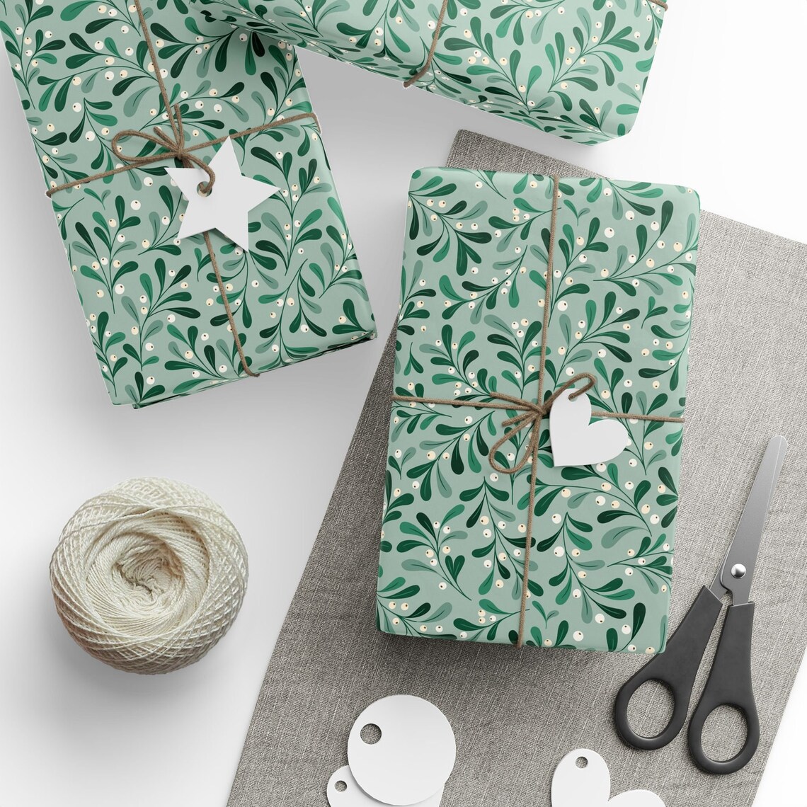 Mistletoe Wrapping Papers, Christmas Mistletoe Gifts Wrapping Paper ...