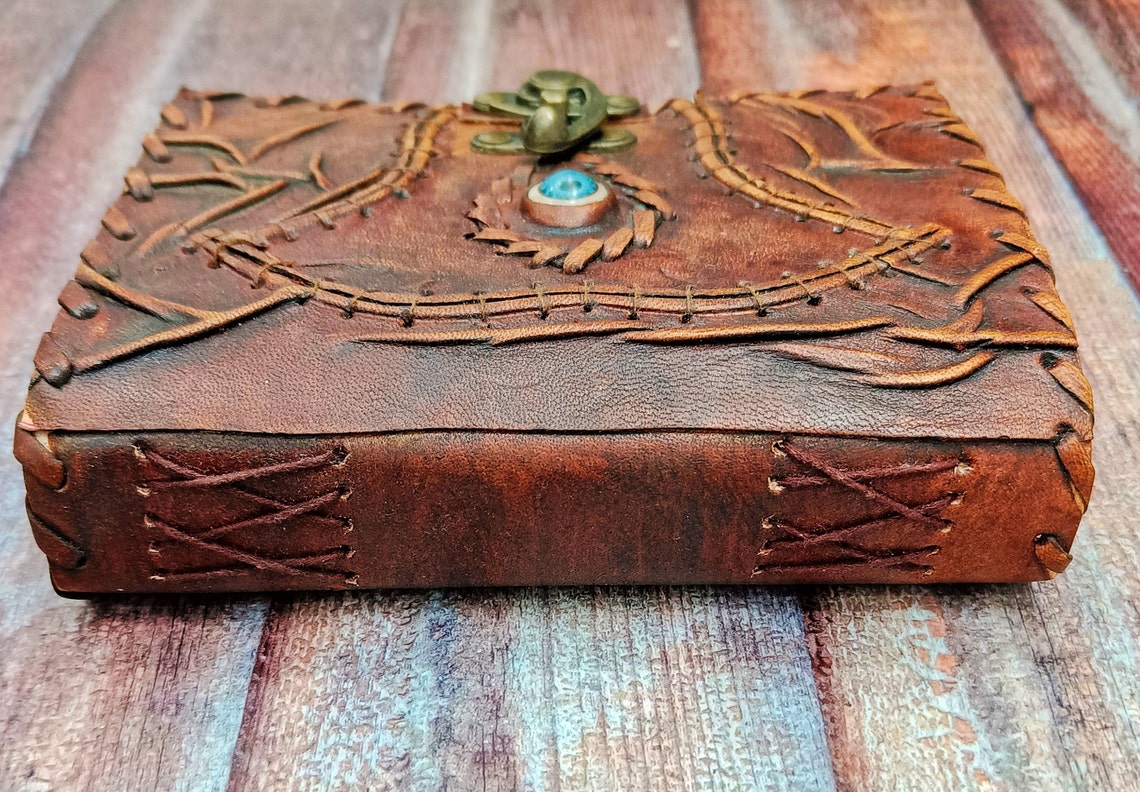 Hocus Pocus Book of Spells Leather Journal Book of Shadows - Etsy