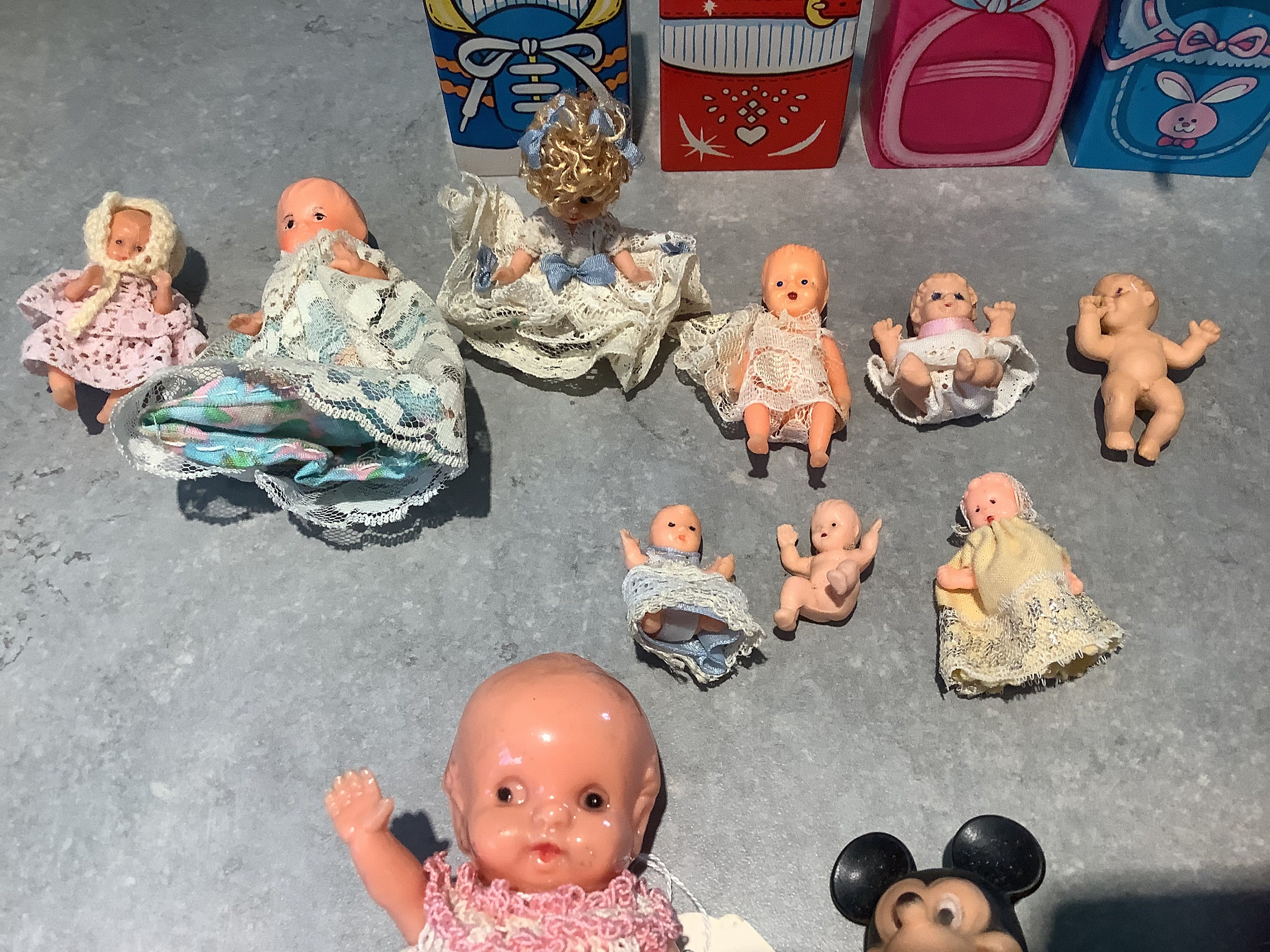 Y. Various Matchbox Baby Dolls, Dollshouse, Disney,baby William, Mon ...