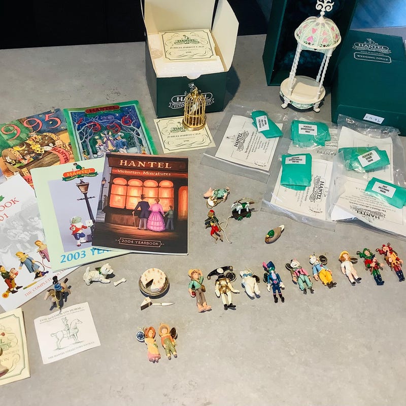 Pewter Lion - Etsy UK