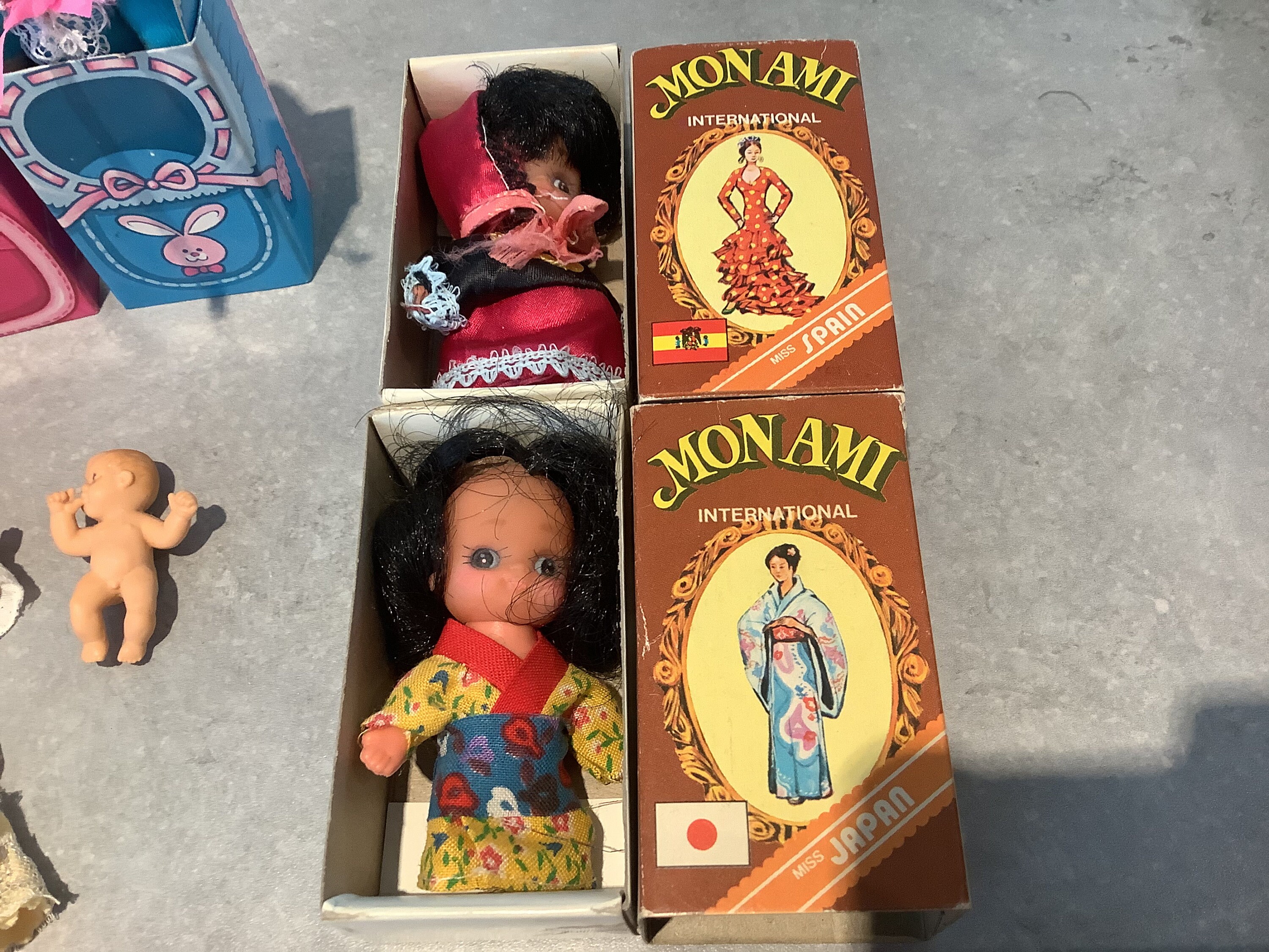 Y. Various Matchbox Baby Dolls, Dollshouse, Disney,baby William, Mon ...