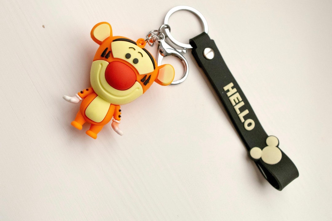 The Tigger DISNEY KEYCHAIN adorable - Etsy