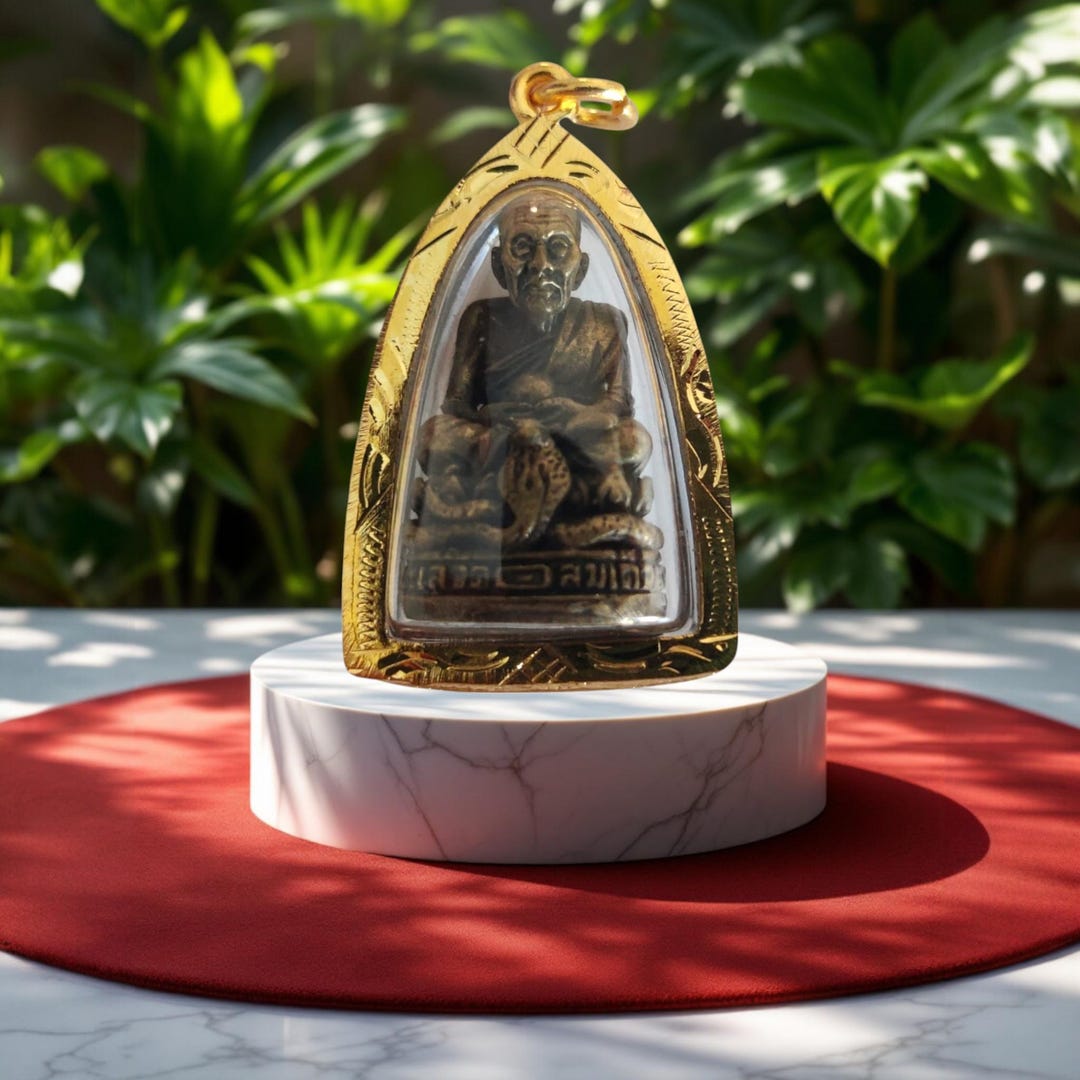 Buddha Talism LP Tuad Thai Monk Pendant | Amulet Protection Accidents ...