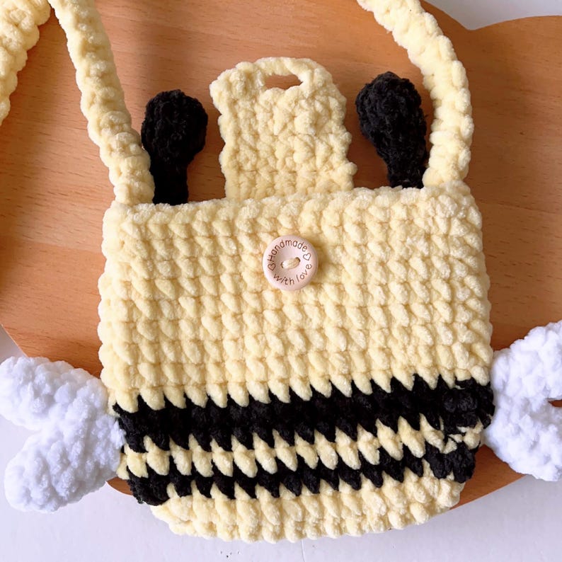 Crochet Bee Bag Pattern for Kids - Handmade Crossbody Bag PDF - Etsy