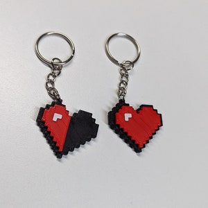 8 Bit Full and 1/2 Heart 3D Printed Keychain - Etsy