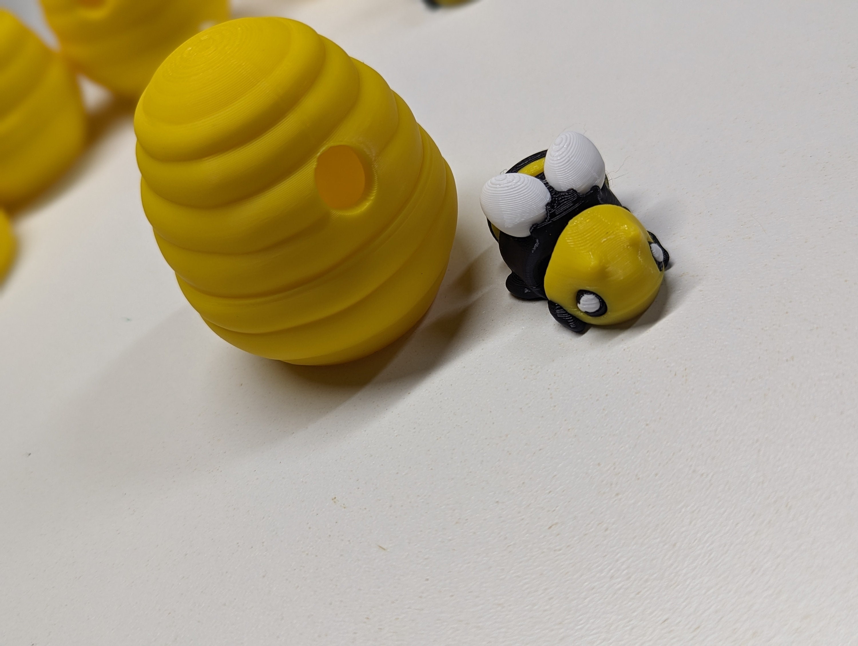 3D Printed Bumble Bee With Hive - Etsy