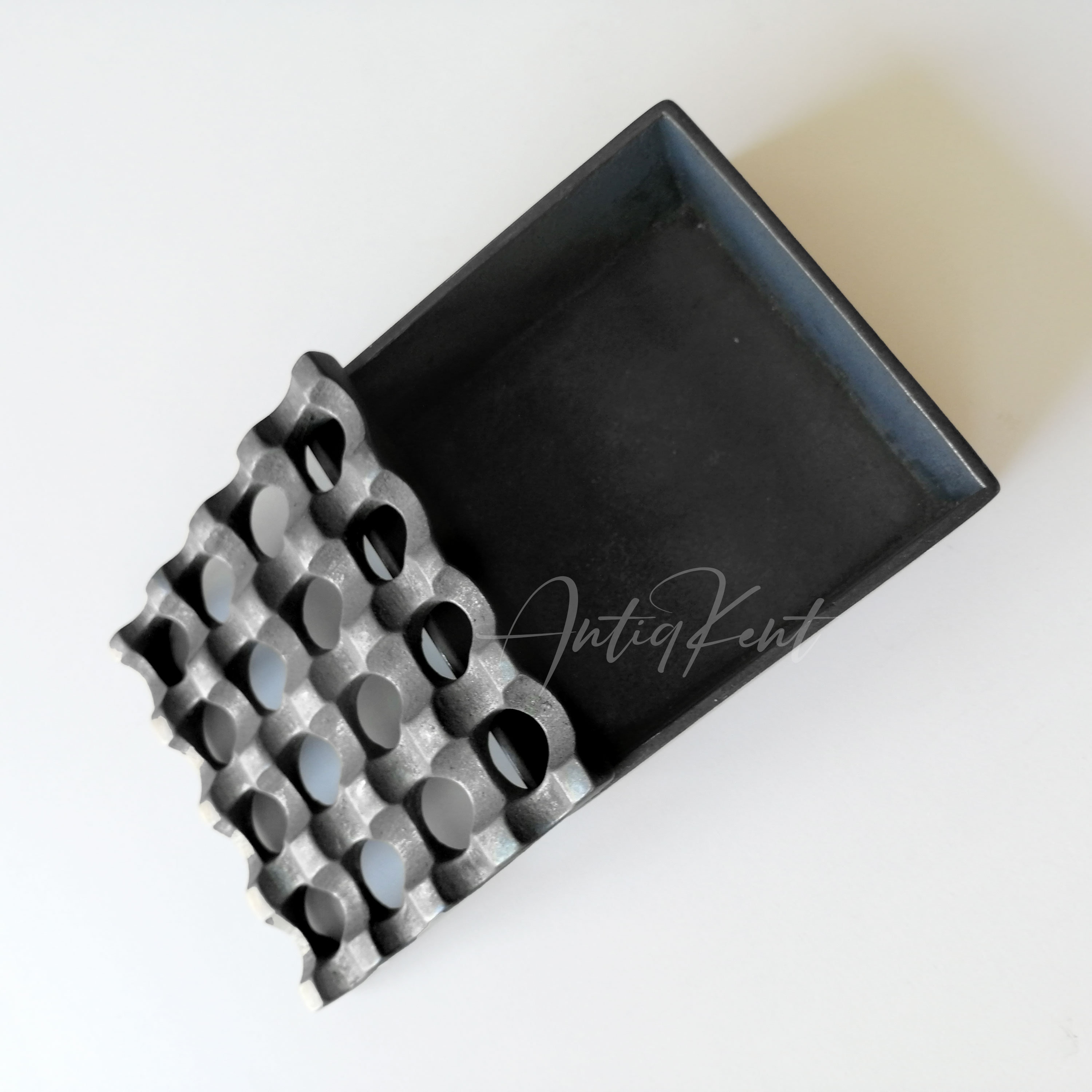 Vintage Style Ashtray, Cast Brass Ashtray, 2.20 Lbs Solid Brass Ashtray ...