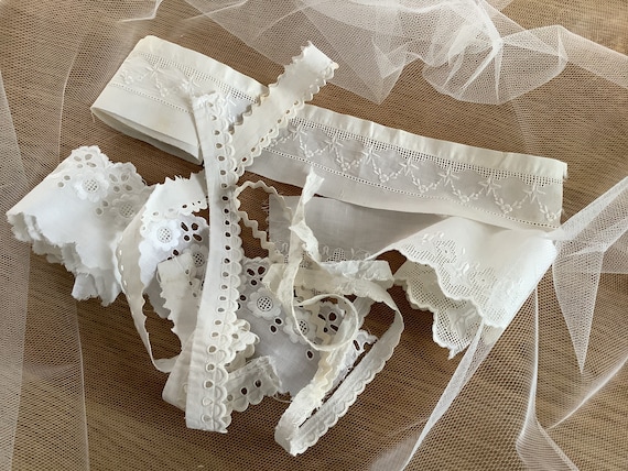 Ribbon & Trim Embellishments Haberdashery Antique borders bundle ...