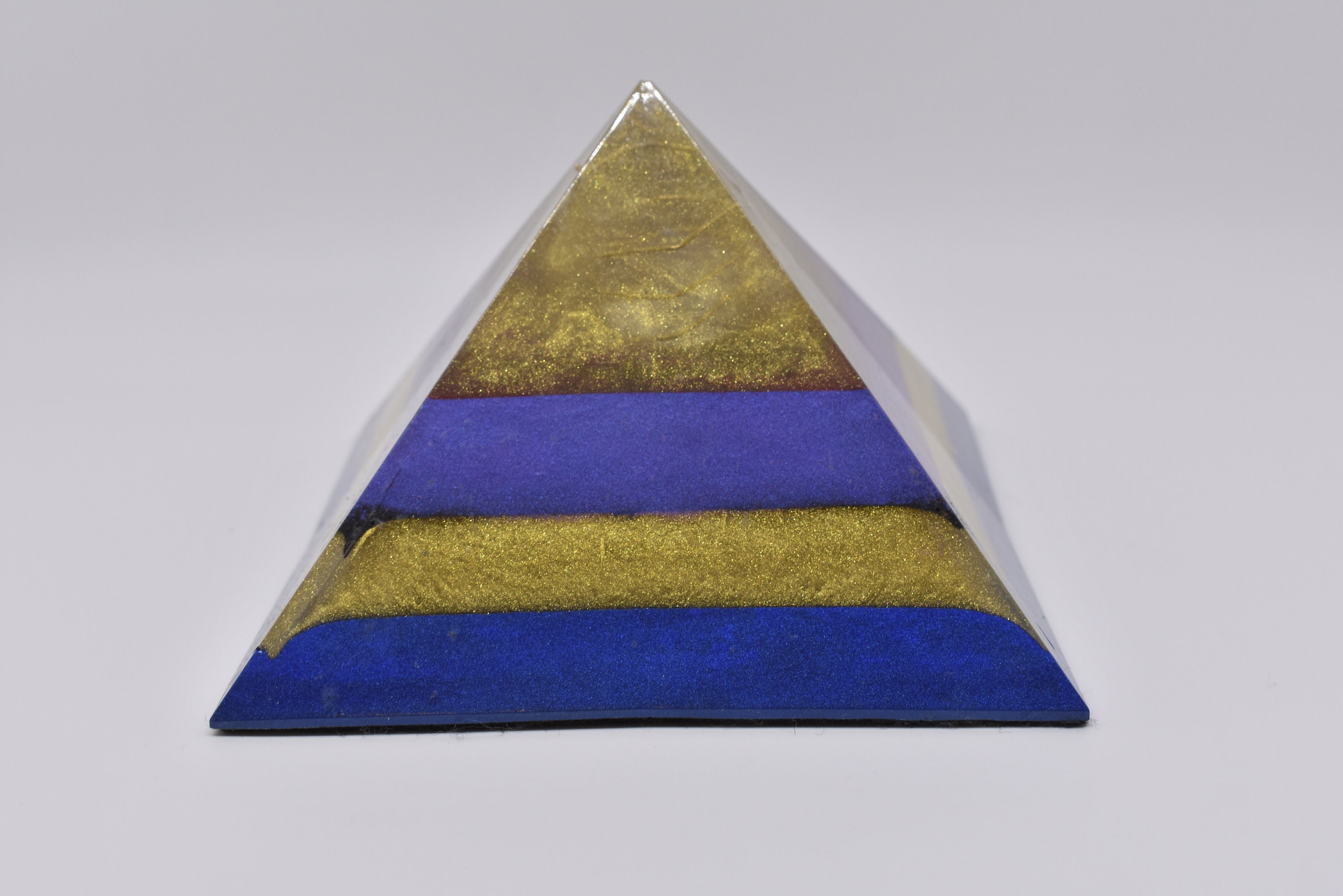 8-sided Pyramid of Lemurian Quartz Selenite Rods Mica - Etsy