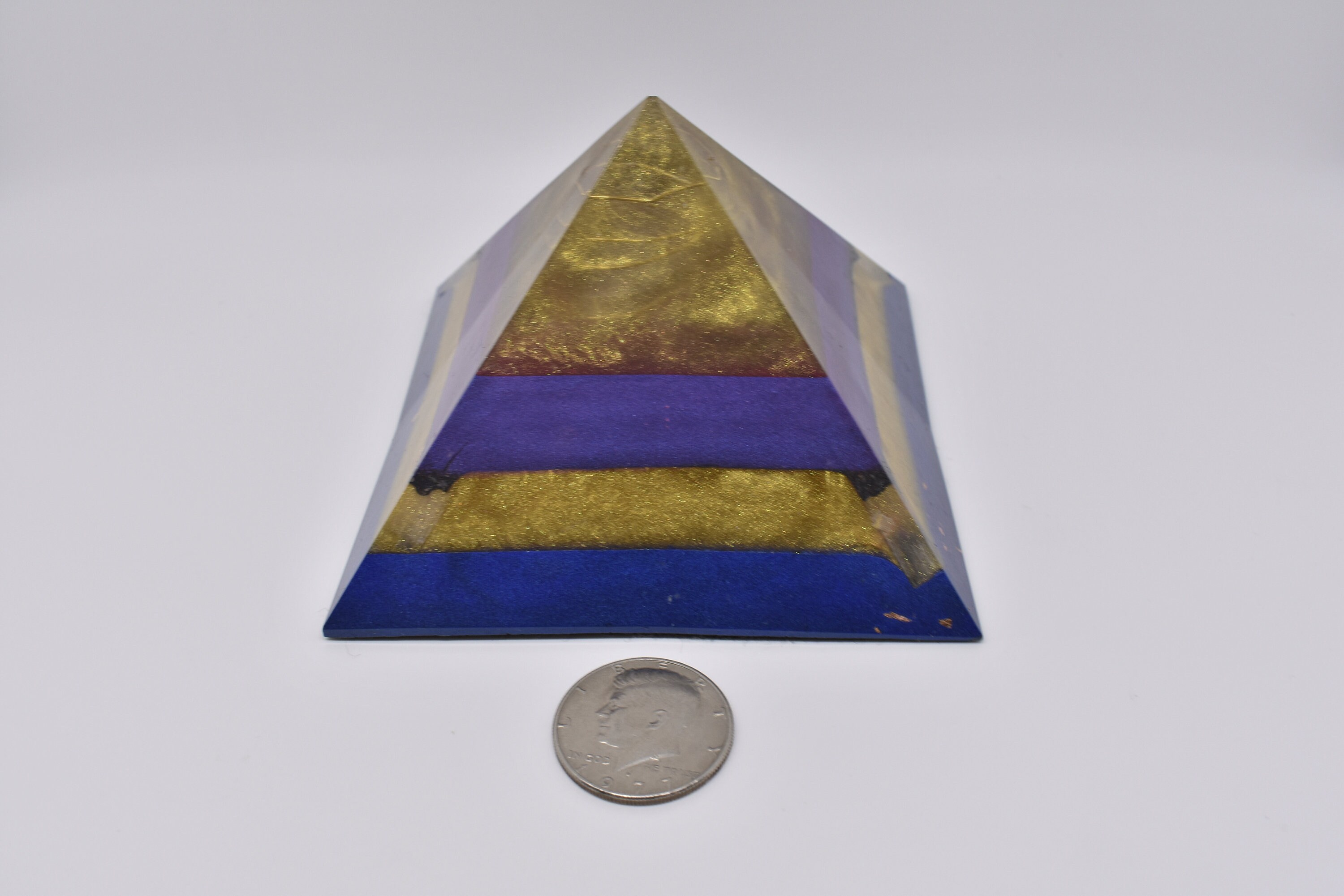 8-sided Pyramid of Lemurian Quartz Selenite Rods Mica - Etsy