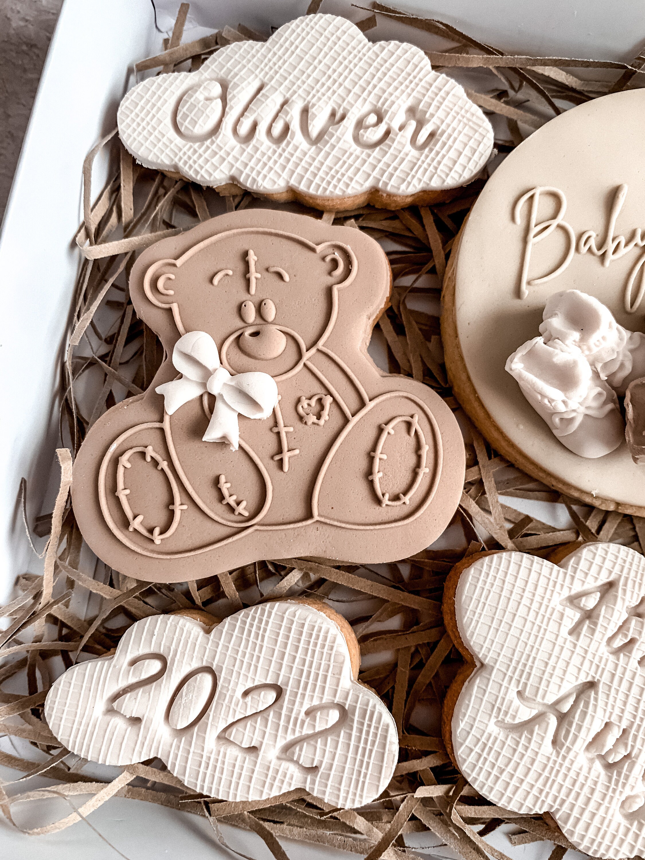 Personalised New Baby Boy Biscuits | Welcome to the World Biscuits ...