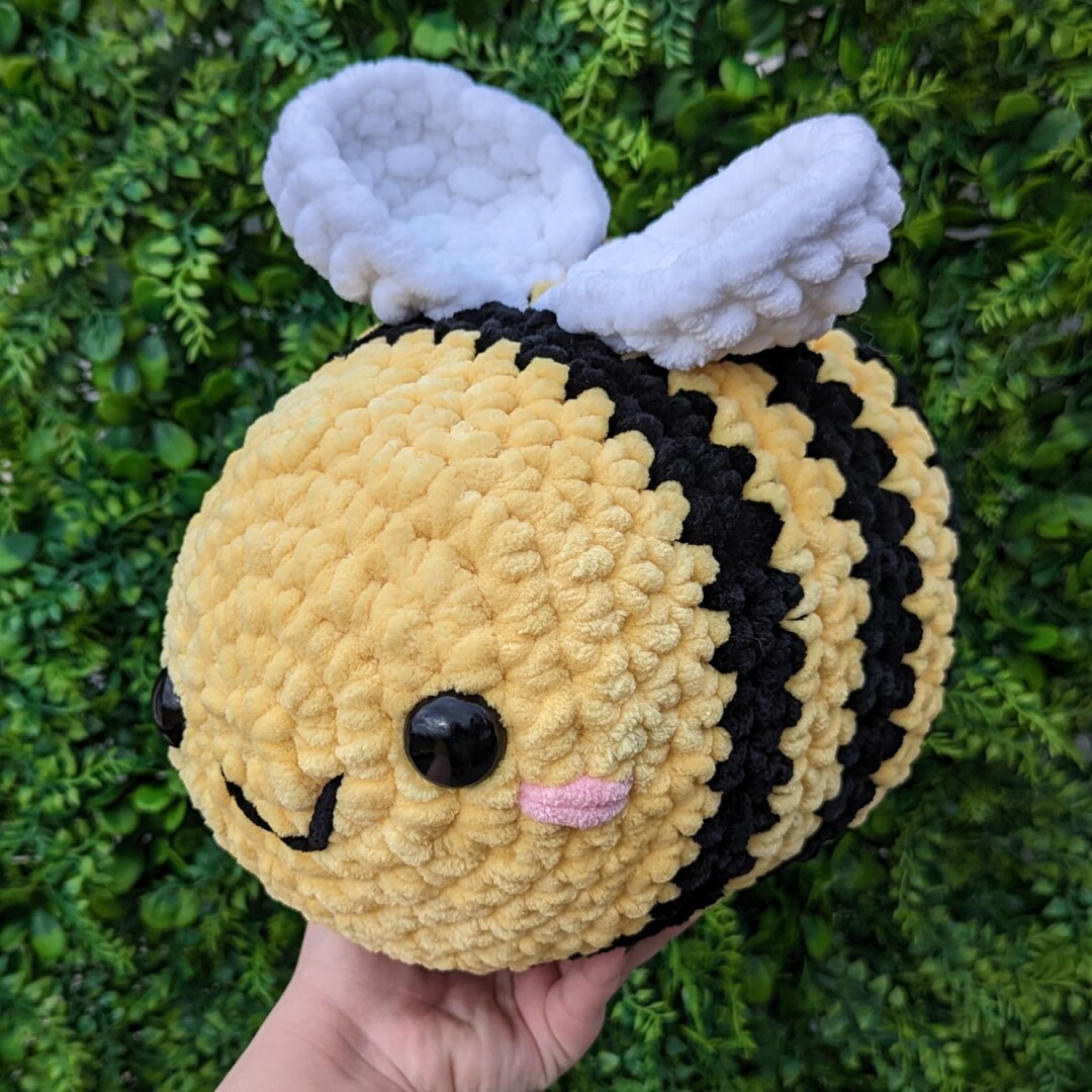 MTO Jumbo Classic Bee Crochet Pillow Plushie // Handmade Amigurumi ...