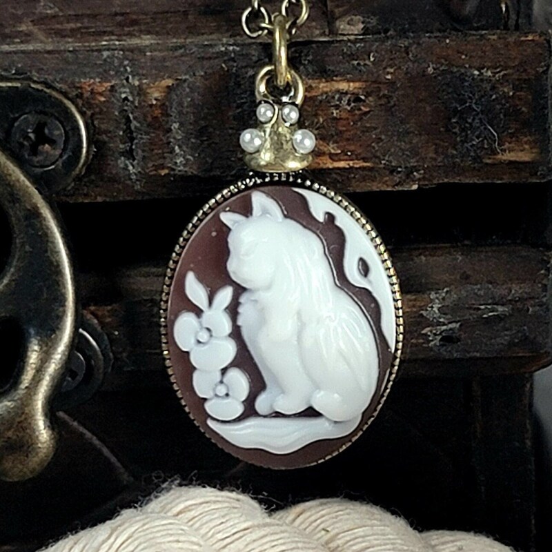 Cat Cameo - Etsy