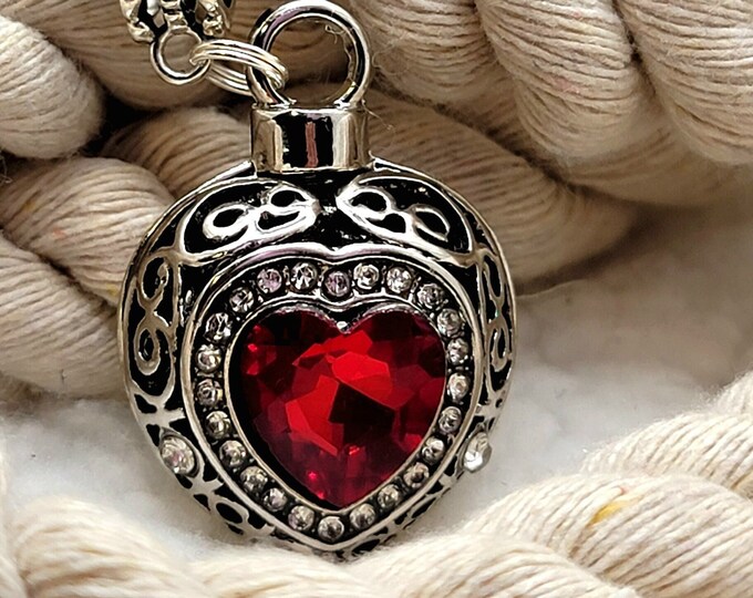 Blood-red Heart Shaped Necklace, Queen of Hearts Charm, Fancy Glamour ...